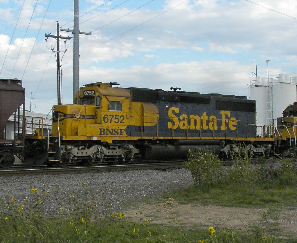 BNSF 6752